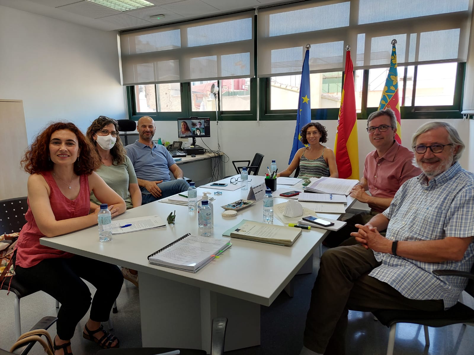 Els Col·legis de Treball Social de la Comunitat Valenciana exigeixen ... Els Col·legis de Treball Social de la Comunitat Valenciana exigeixen ...
